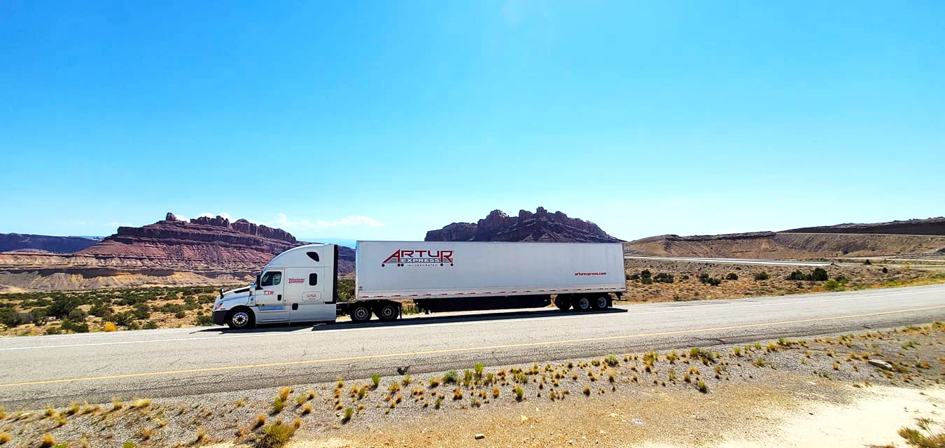 Ad Landing Page OTR | Artur Express